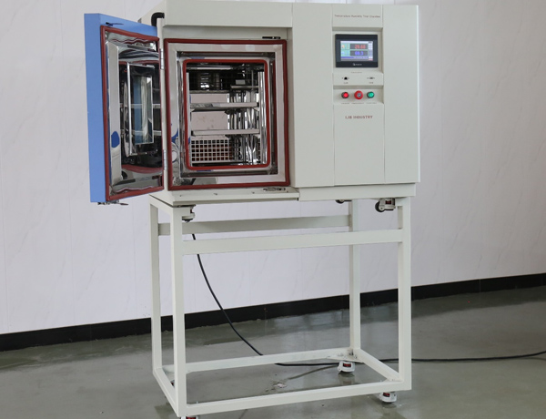 Perbedaan antara manajemen kelembaban konstan (Benchtop dan vertikal ...